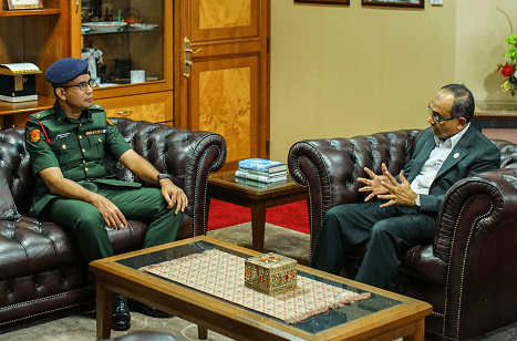 Kunjungan Ketua Jurulatih PALAPES UTM | UTM Photo Gallery